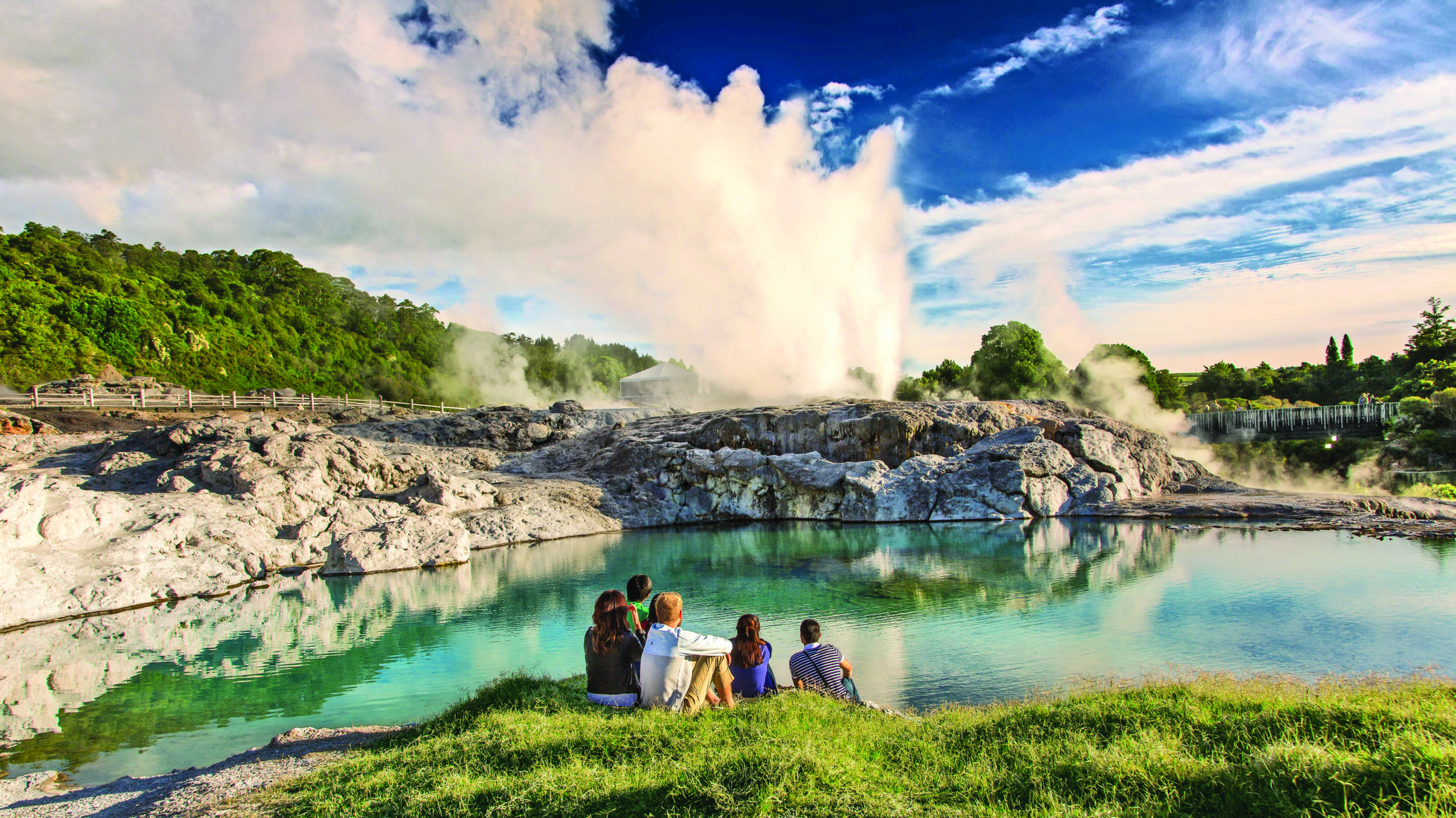 Feature Region – NEW ZEALAND – Rotorua: Feel the spirit - Family Parks